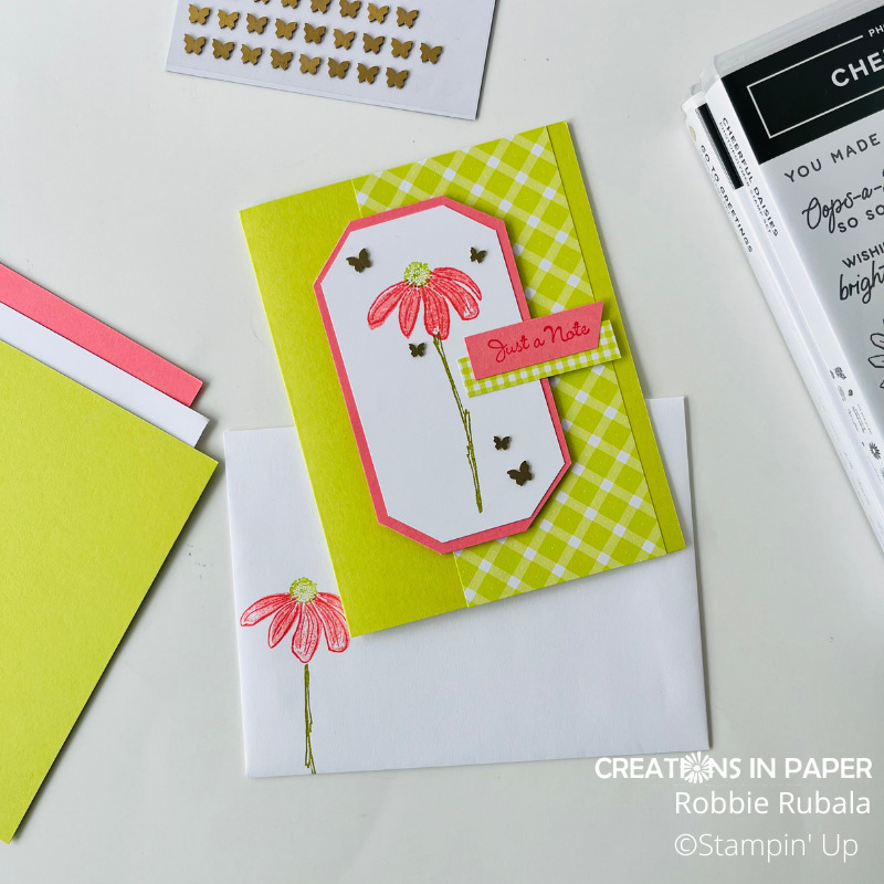 How to make a fun shaped focal image - Creations in Paper