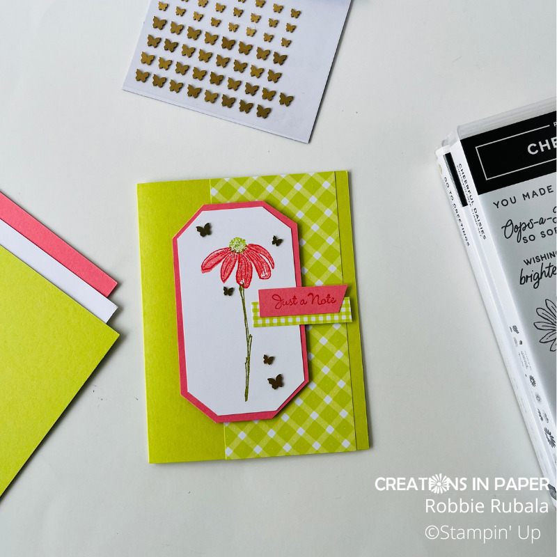 How to make a fun shaped focal image - Creations in Paper